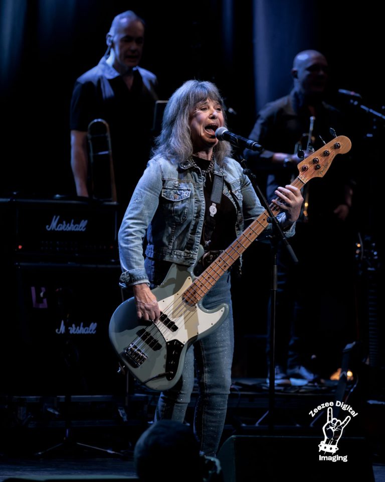 Suzi Quatro Turns Back Time in a Triumphant Glasgow Showcase – Jace ...