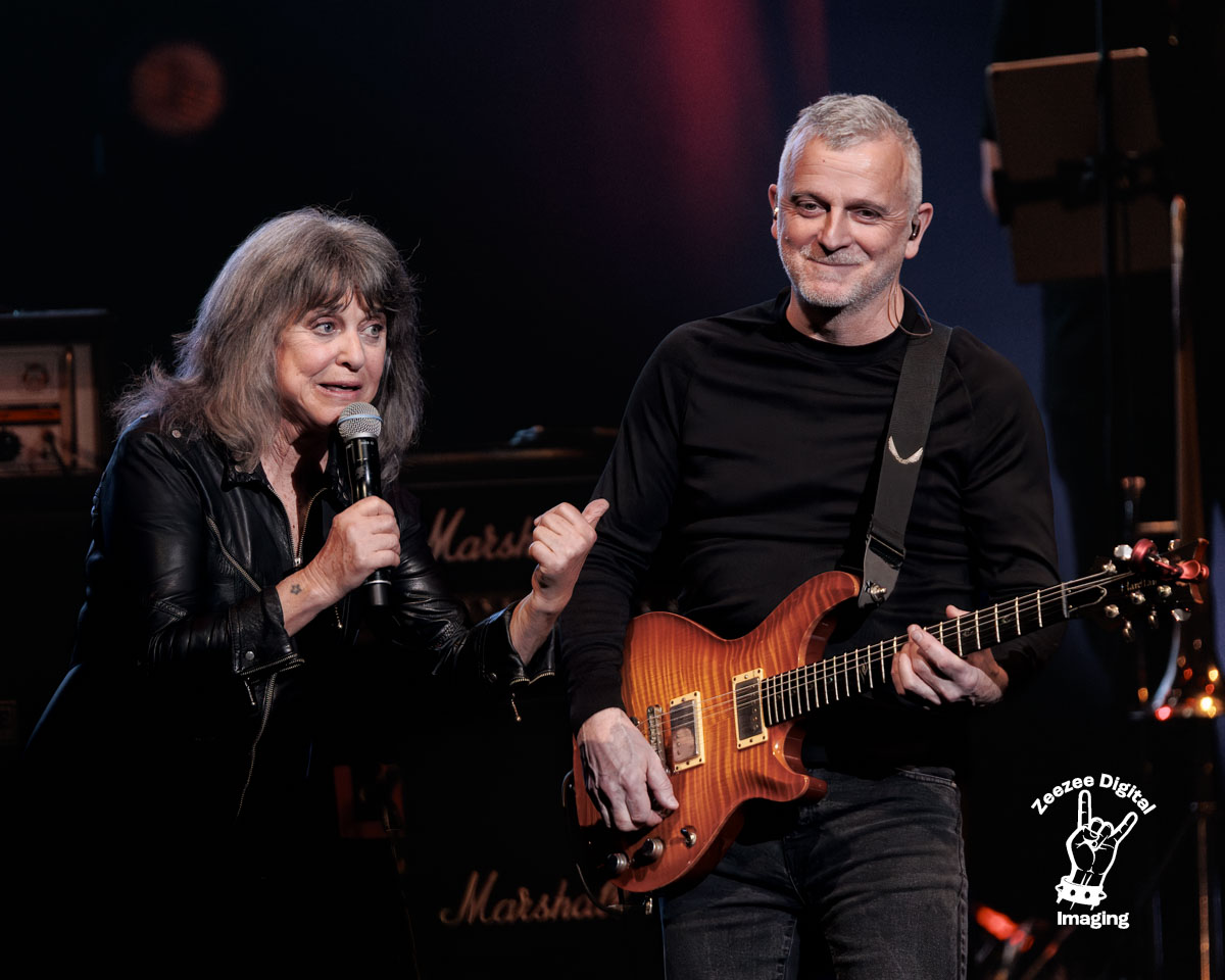 Suzi Quatro Turns Back Time in a Triumphant Glasgow Showcase – Jace ...