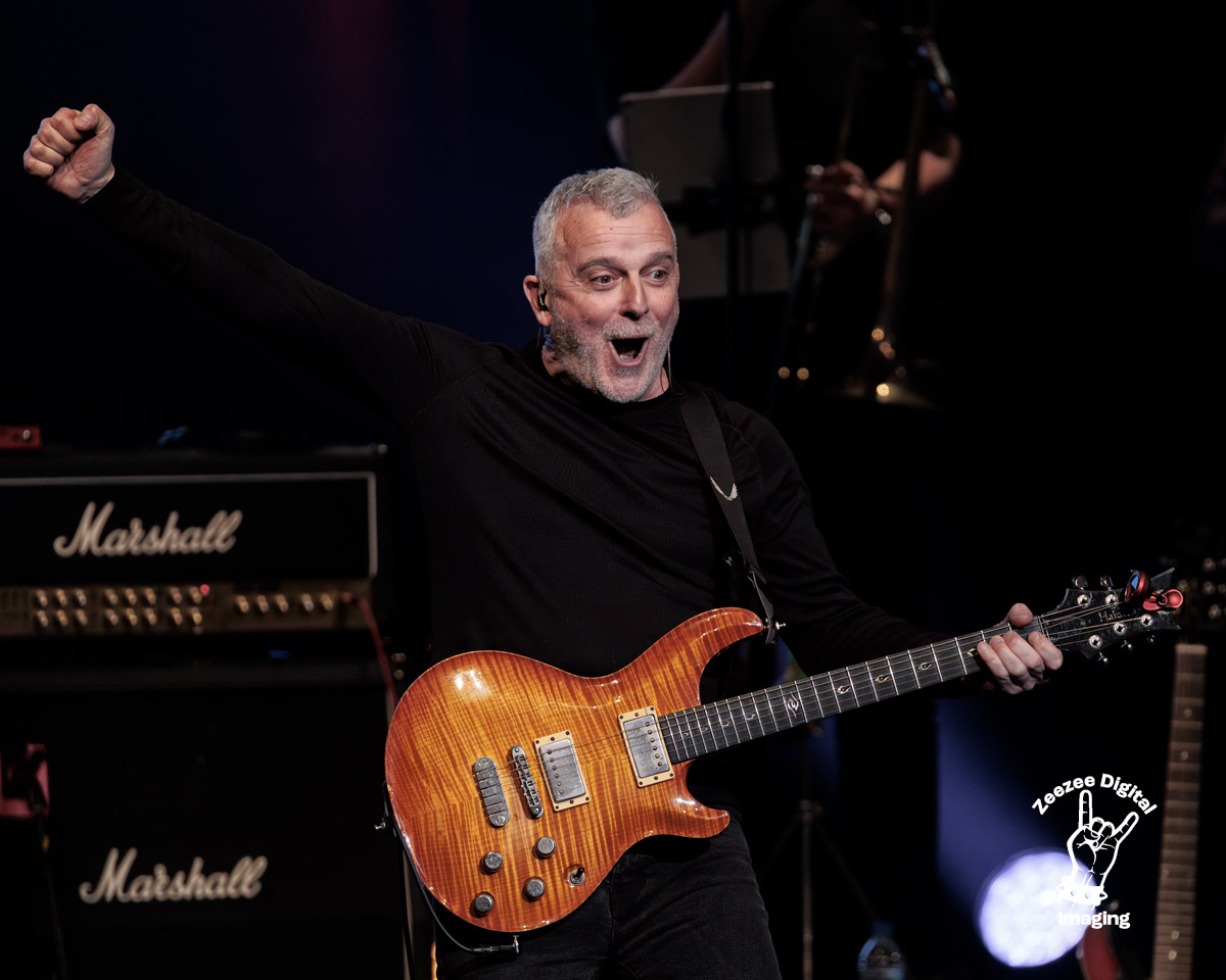 Suzi Quatro Turns Back Time in a Triumphant Glasgow Showcase – Jace ...
